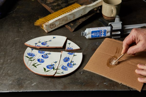 How To Mix 2-Part Epoxy For Strong Results - Brampton Technology